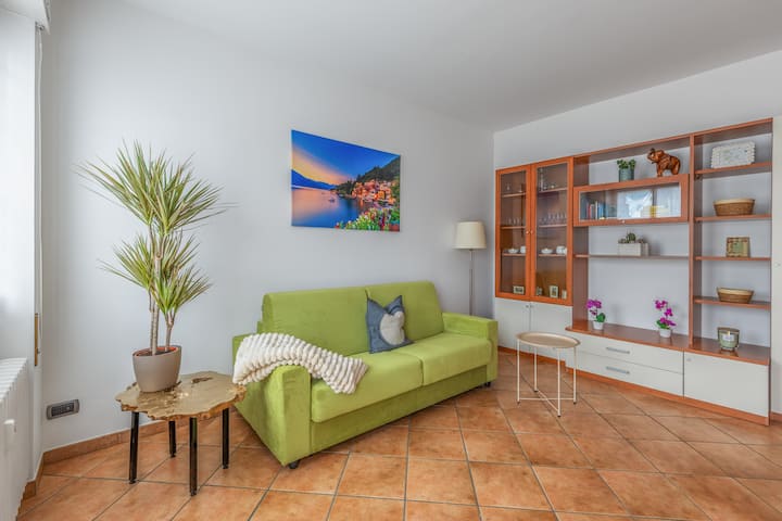 Sunset Sanctuary - Free Parking On Lake Como - Mandello del Lario