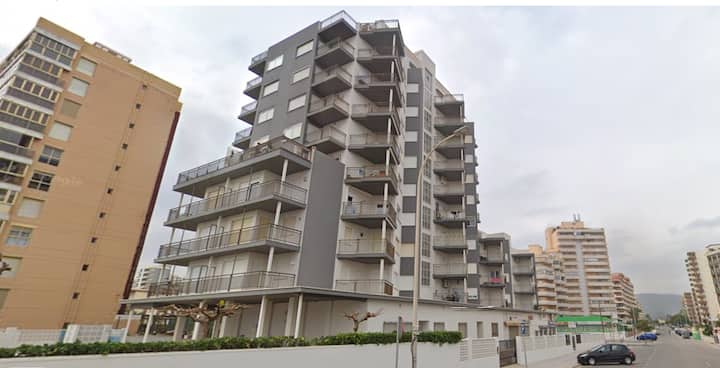 Solo Familias. Apartamento Almirante C - Gandie