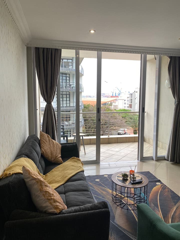 Cosy 1 Bedroom Apartment Msc Port View - Durban