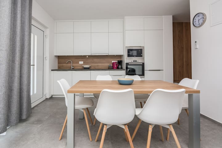 Ferienwohnung Mit Terrasse - Vir