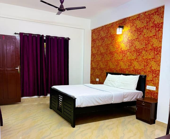 Courtyard - Thekkady