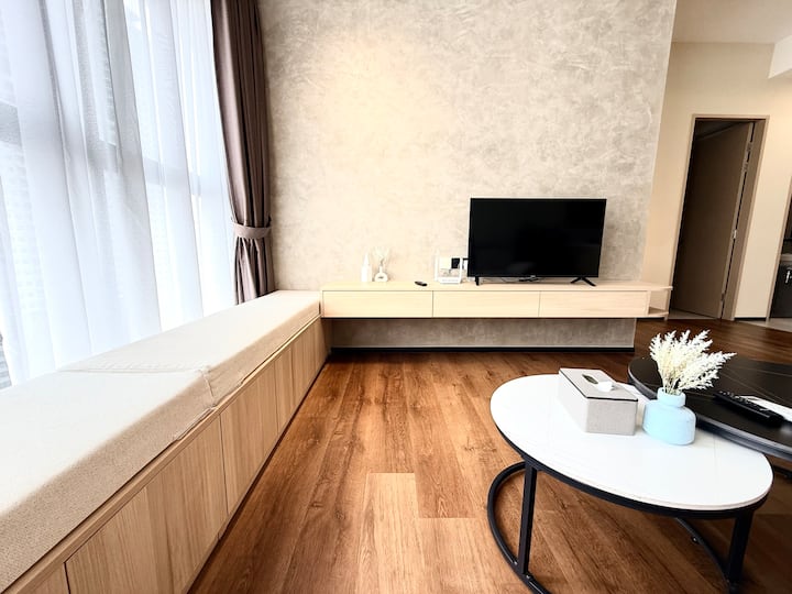 Elegant Designer 2br Suite | Spacious & Cozy - George Town