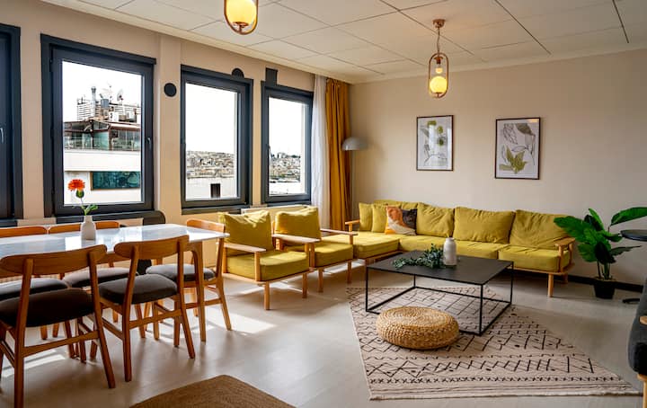 Muhteşem Deniz Manzarası, 8br, 10ac,lift, +16 Kişi - Fatih