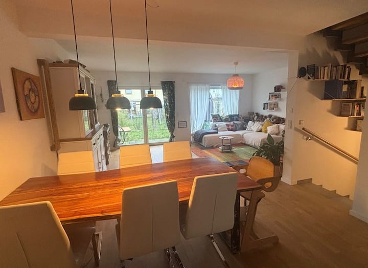 Modernes Familienhaus Im Grünen In Köln - Köln