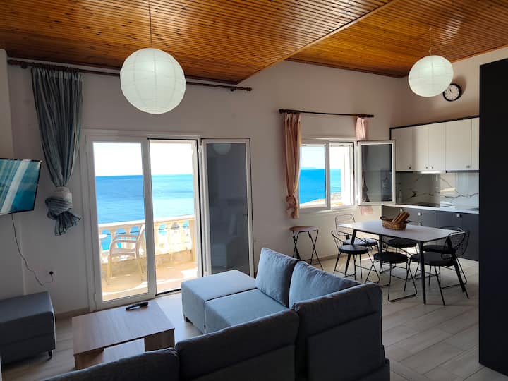 Niko Gkezo Apartment2 - Himarë