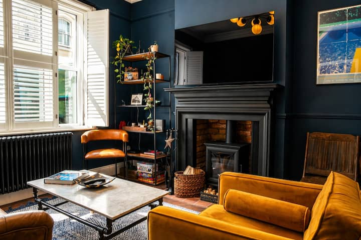 The Big Blue House, 5 Minutes Walk To The Beach - Saint Leonards