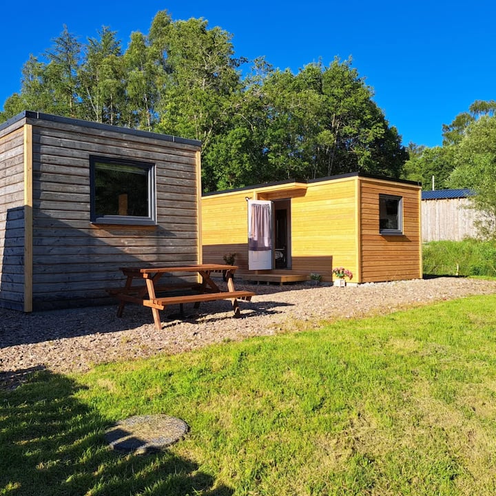 The Posh Bothy 1 - Loch Ossian