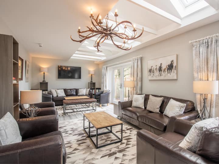 Loch Ness Lodge By Interhome - Drumnadrochit