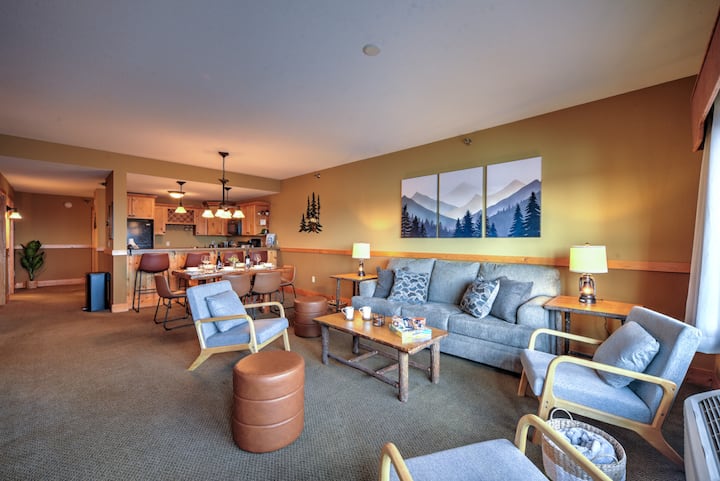 Lakefront 2br Retreat| Pool • Hot Tub • Sauna • Ev - Two Harbors, MN