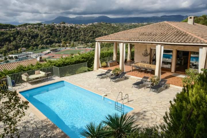 Cagnes-sur-mer Villa | Sea View & Close To Beach - Cagnes-sur-Mer