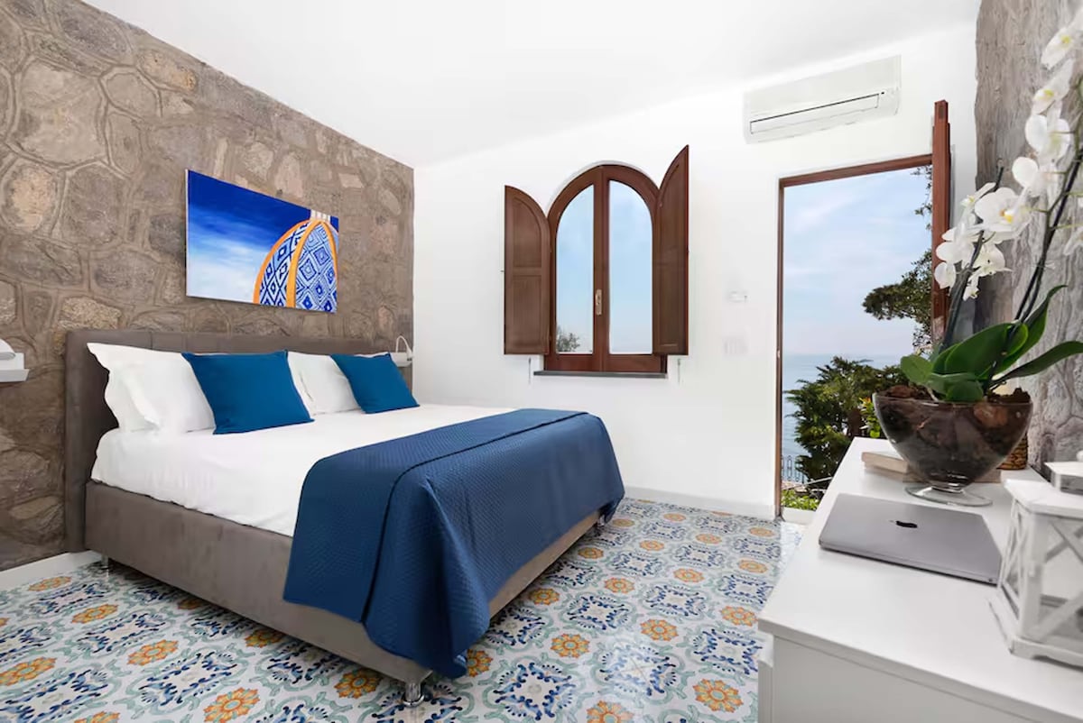 Amore Rentals - Nerano house with Beach Access - Houses for Rent in ...