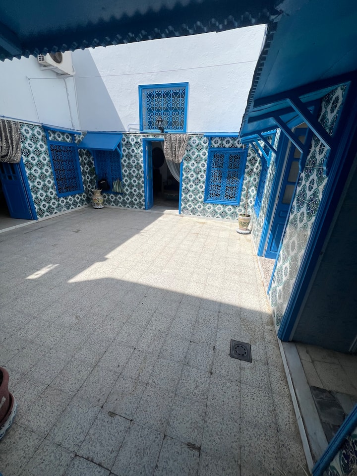 It’s One Of The Most Beautiful Houses In La Mdinaa - Tunis