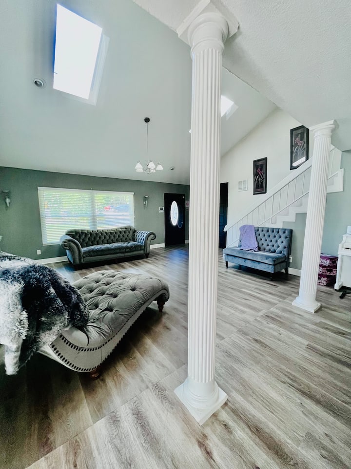 4br Luxury Home + Huge Yard Near Disney - St. Cloud, FL