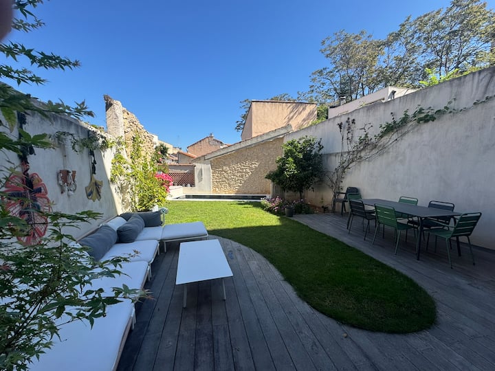 Maison Avec Piscine à Endoume à 2 Pas De La Mer - Marseille