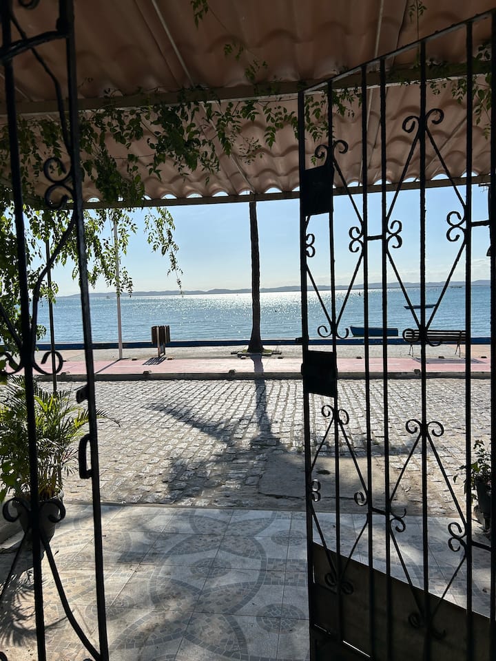 Casa Na Orla De Itaparica - Itaparica