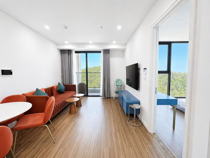 Ocean Glow 1br | Hill View Balcony | Pool & Gym - Phú Quốc