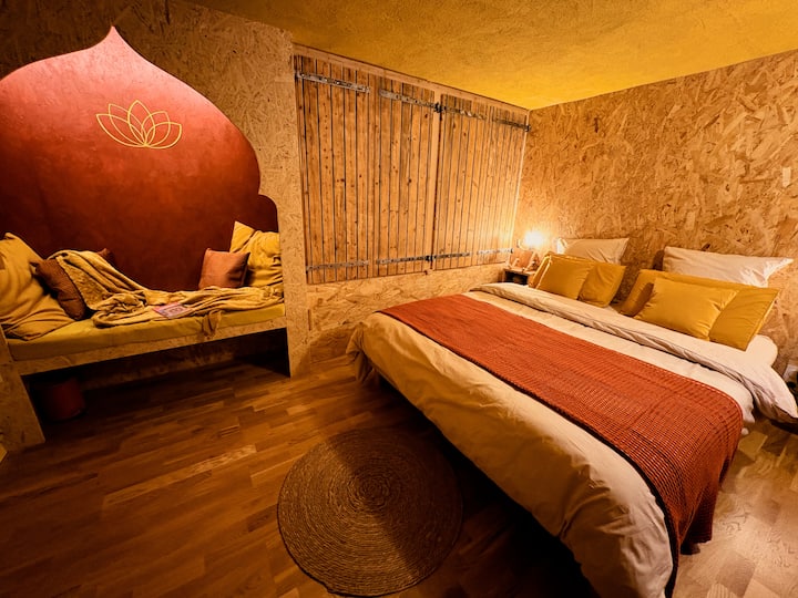 L'alcôve Du Lotus, Chambre Chaleureuse Avec Jardin - Dieulefit