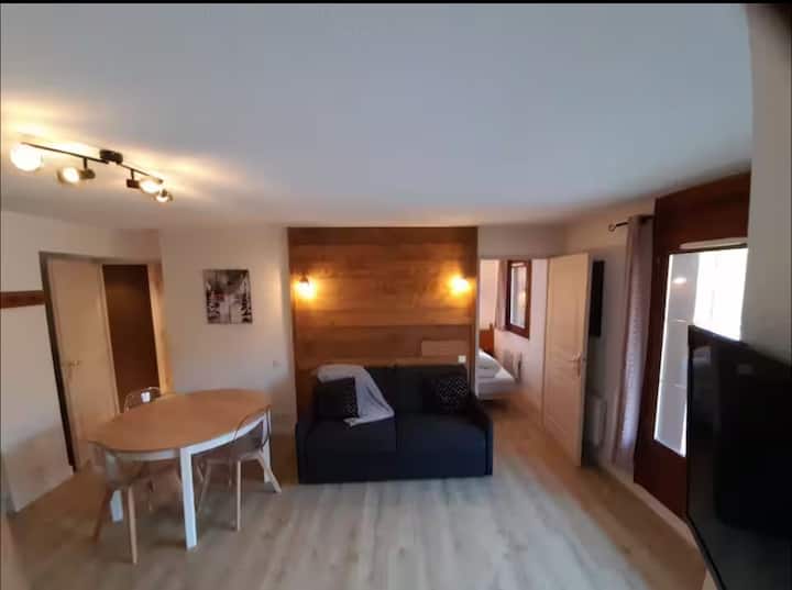 Chalet Cosy Neuf
Rdc, Terrasse, Piscine, Ski - Flumet