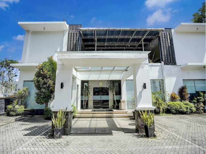 Cozy Twin Escape With Free Wifi And Parking - Padang