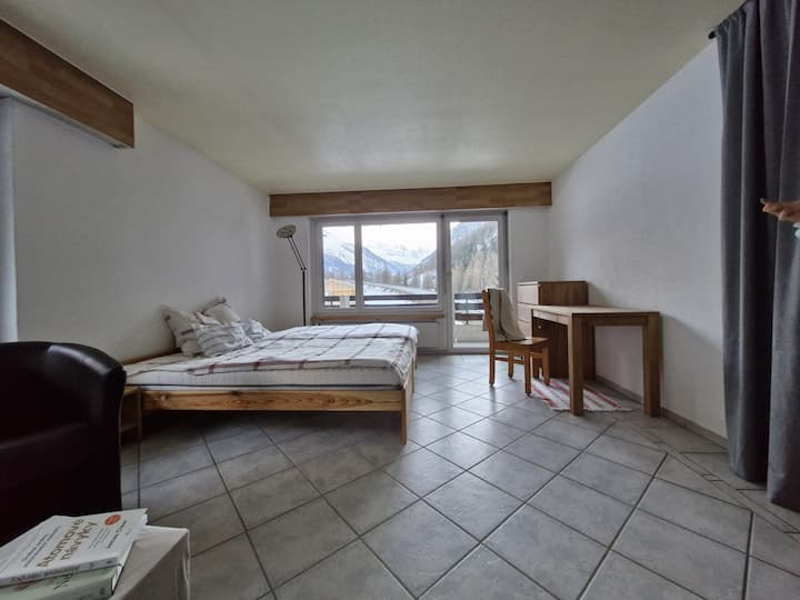 Breithorn View Stay–budget Apartment Near Zermatt - Randa