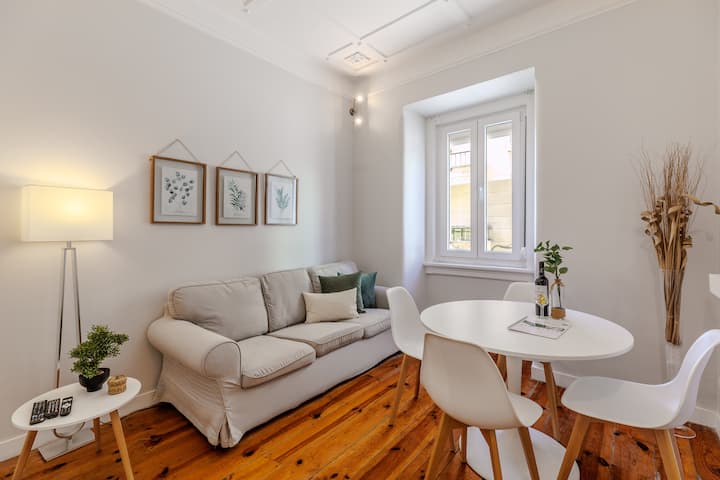 River View 3br Near Alfama | Renovated - Lisboa