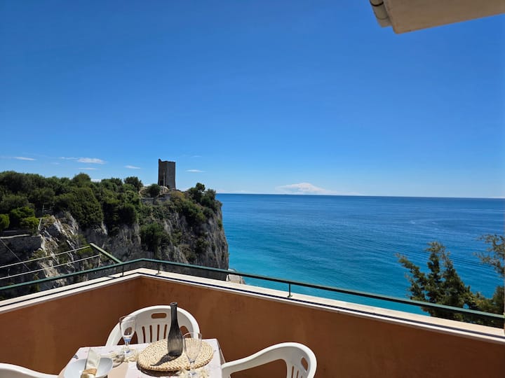 Terrasse Vue Mer Parking Gratuit - Wifi - Clim - Noli