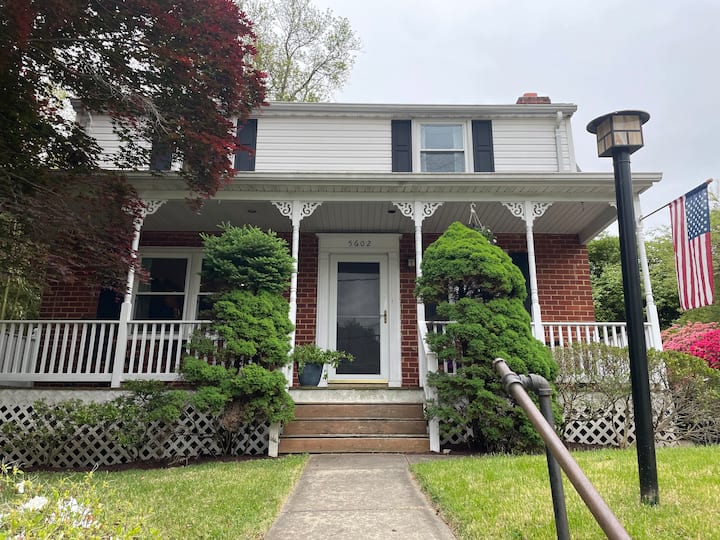 Home In Bethesda, Next To Lovely Park And Metro - Rockville, MD