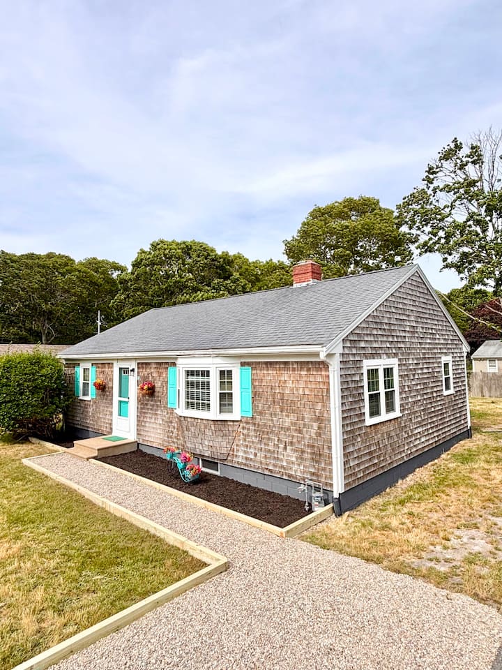 New Listing - Single Family Home, Walk To Beach - Dennis