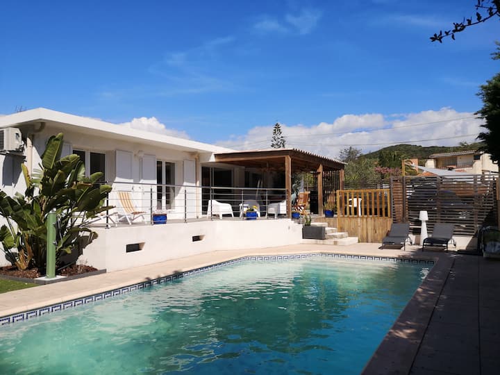 Villa Piscine Privée Proche Plage, Tous Commerces - Porticcio