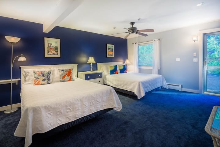 Coastal Maine Stay | 2 Queen Beds | Camden, Maine - Camden, ME