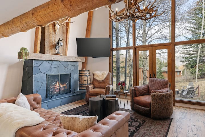 Abode At Luxe Barnhouse, Teton Views, Hot Tub - Jackson, WY