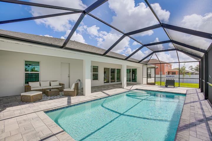 Cape Coral Family Retreat W/ Pool & Fenced Yard! - Burnt Store Marina