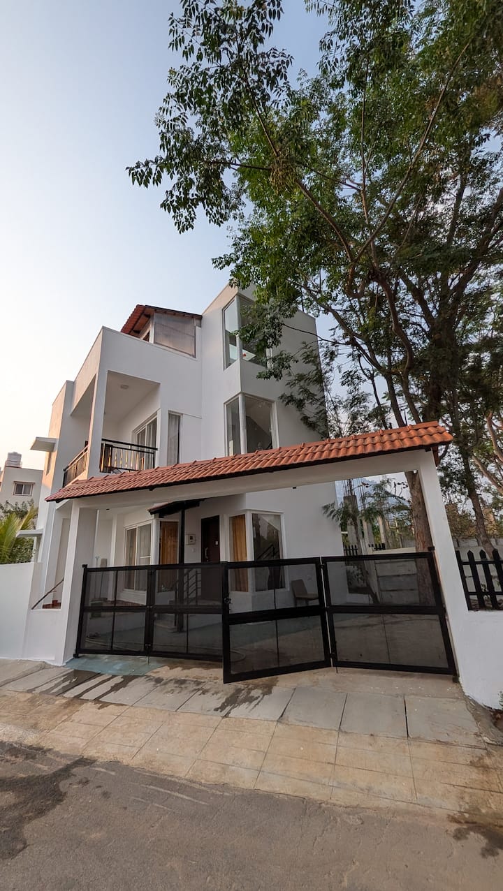 The Creative's Nest - Nandi Hills