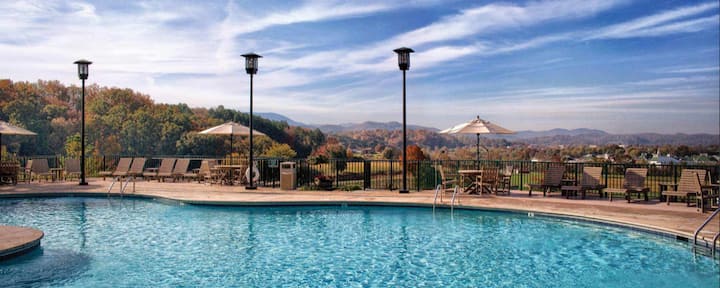 Presidential 4bd In Smoky Mountains - Sevierville, TN