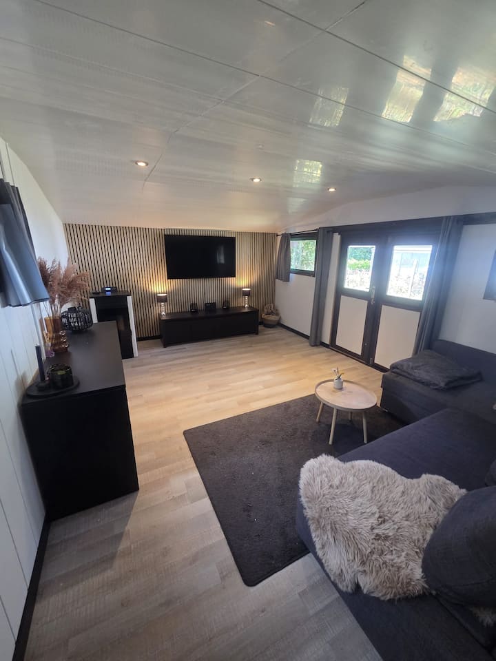 Chalet Met Grote Tuin, Speeltuin En Natuur. - Beerse