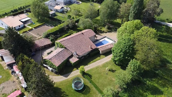 Piscine & Grand Jardin : L'esprit Vintage - Puy du Fou