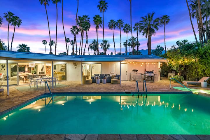 August House - Bold Design, Poolside Fun & Spa - Palm Springs, CA