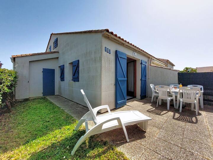 Bois Soleil By Interhome - Saint-Palais-sur-Mer