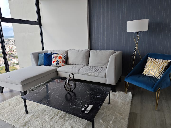 Amplio Departamento A/c Torre Motto Qro - Querétaro