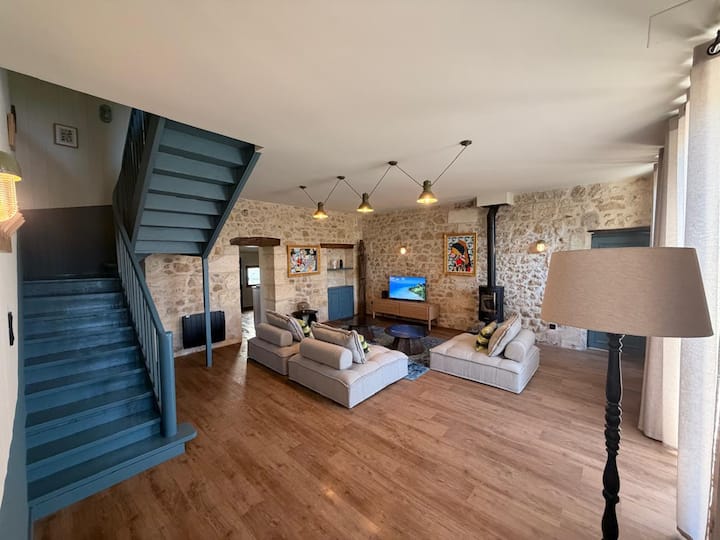Domaine Epona : Gîte 1 Chambre, Charme & Piscine - Créon