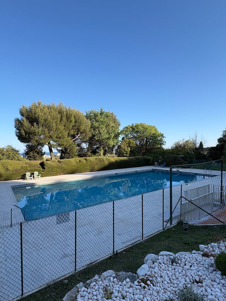 3p Avec Vue Mer, Parking, Piscine Et Proche Plages - Cagnes-sur-Mer
