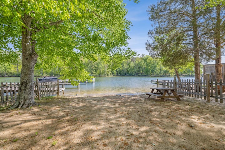 Sunnyside Point At Lake Anna Marina - Lake Anna, VA