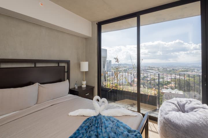 Top Floor Apartment At Babylon Apart-hotel - San José