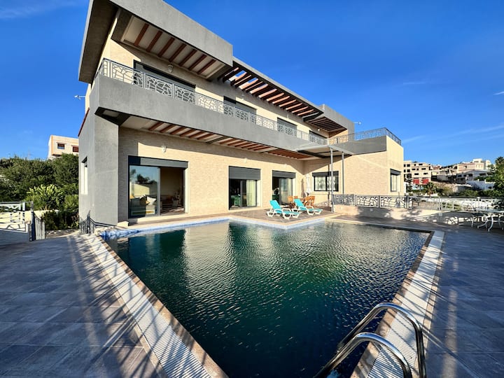 Villa Avec Vue Panoramique, Pour Les Familles - Tangier, Morocco