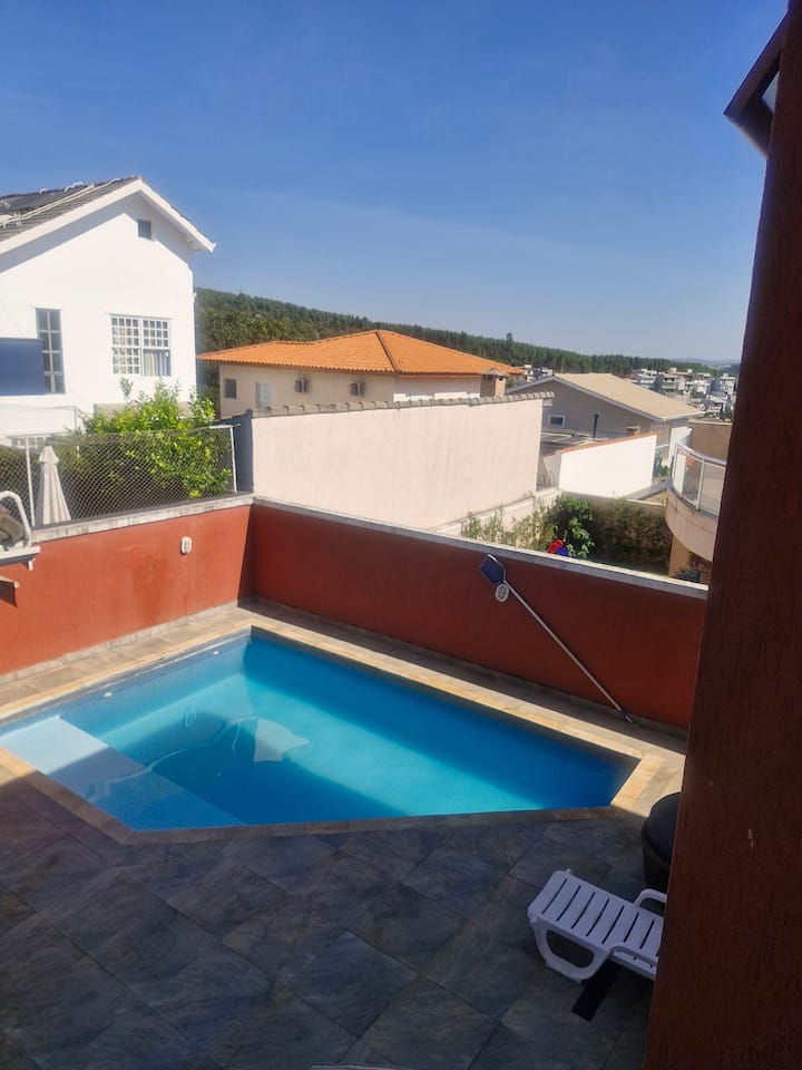 Casa Em Atibaia - Condomínio Fechado - Piscina - Atibaia