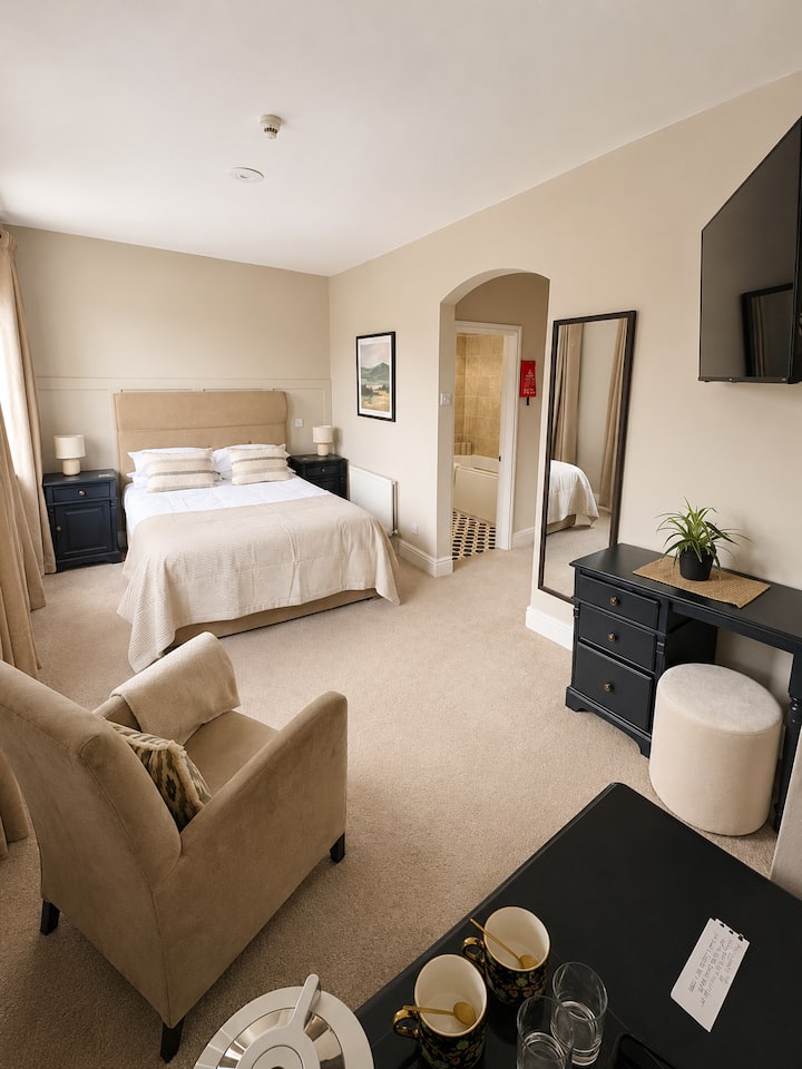 Raven Suite - 3 - Bridgnorth
