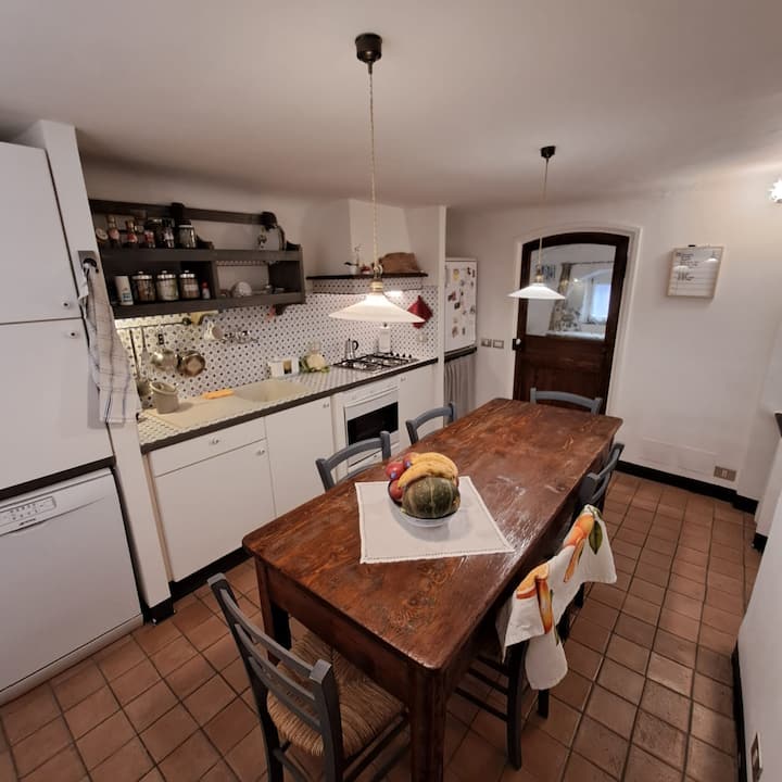 Casa Lella: Una Perla Nel Pieno Centro Genova · - Genua