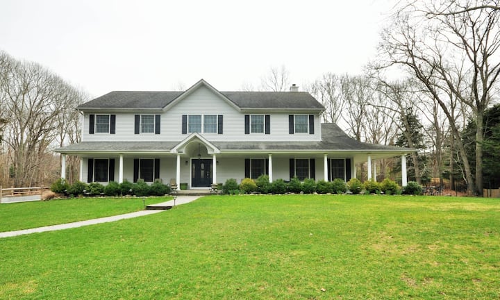 Sag Harbor Oasis • Spacious 5br/3ba Home - The Hamptons, NY