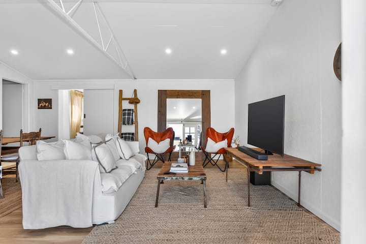 Fairview Rise | Luxury Private Farm Escape For 2 - Hahndorf