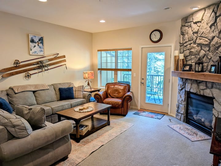 Chalet 95 At The Official Collins Lake Resort - Government Camp, OR